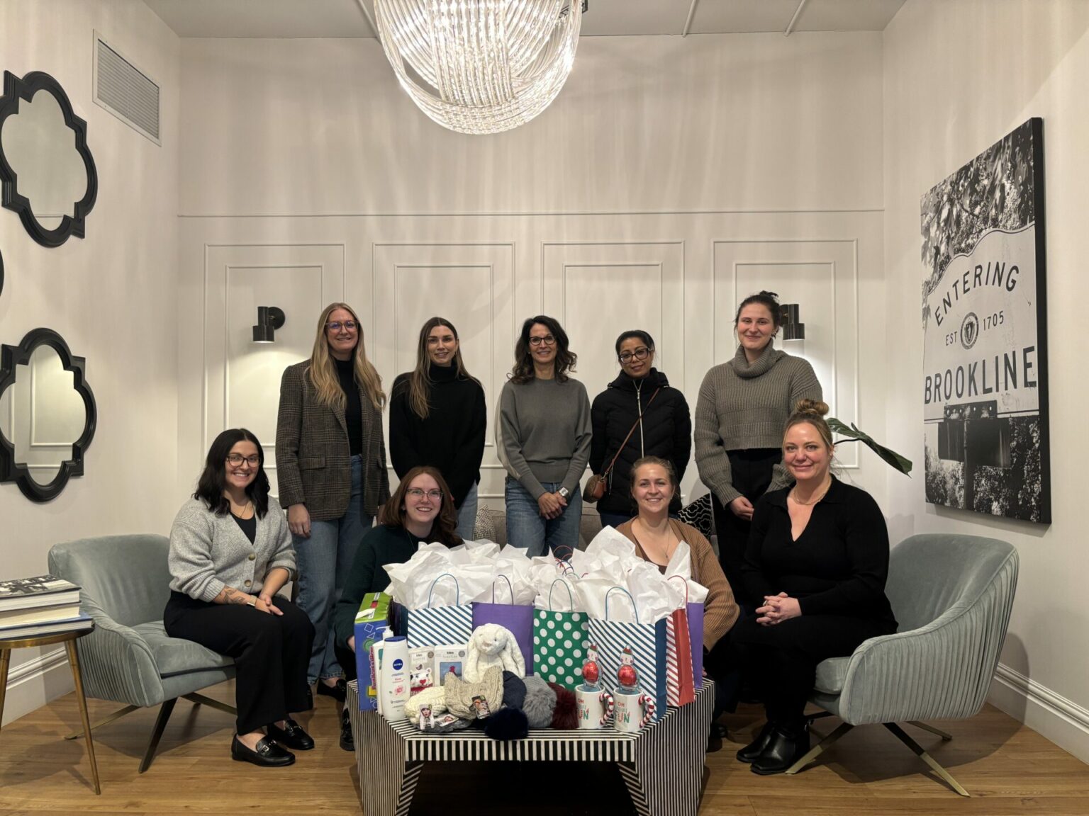 “Discovering” the Holiday Season by Giving Back – Brookline PR